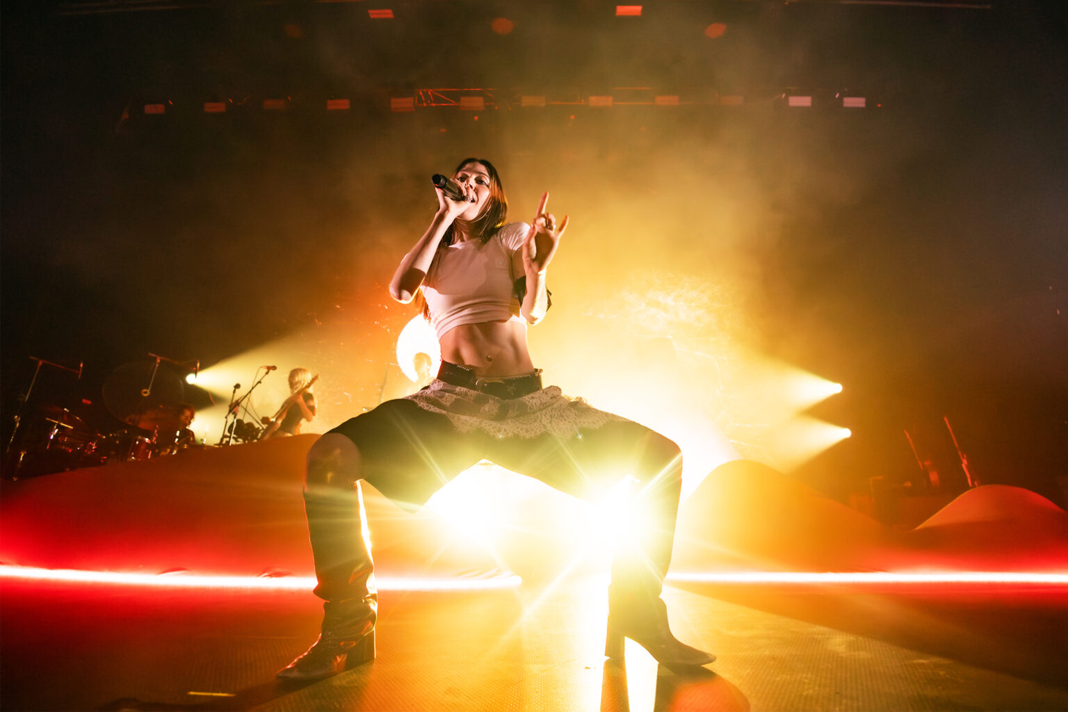 Caroline Polachek @ The Warfield - IMPOSE Magazine